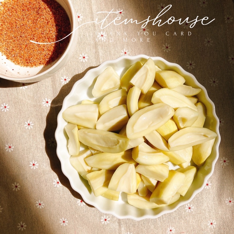 Salted Mango Pickled With Ancient Recipe Chili And Salt Zab Nua Size ...