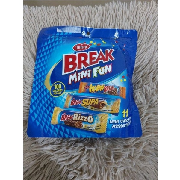 Tiffany Break Mini Fun, Crunchy Wafer Fingers in Creamy Milk Chocolate ...