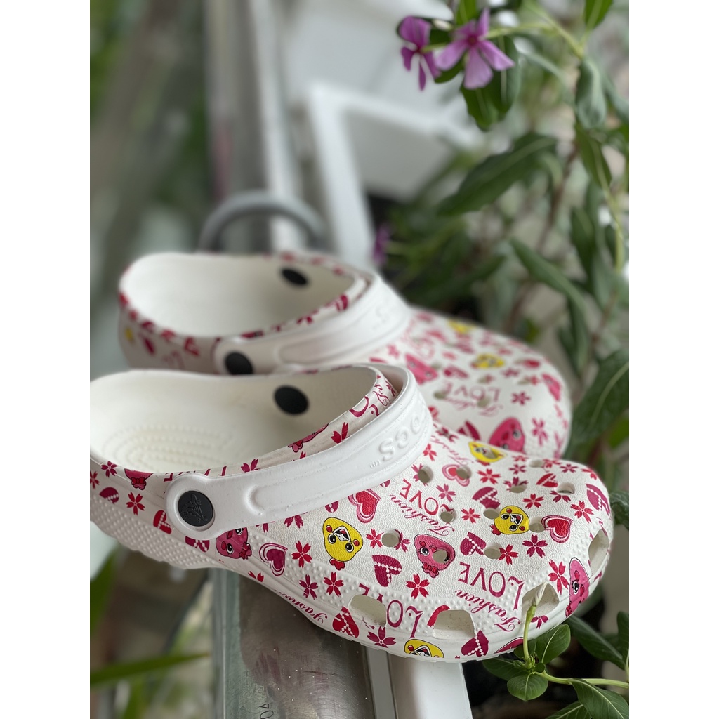 Cr0cs CLASSIC CHICK CHARACTERS Clog For Kids | High Quality Only | J2 ...