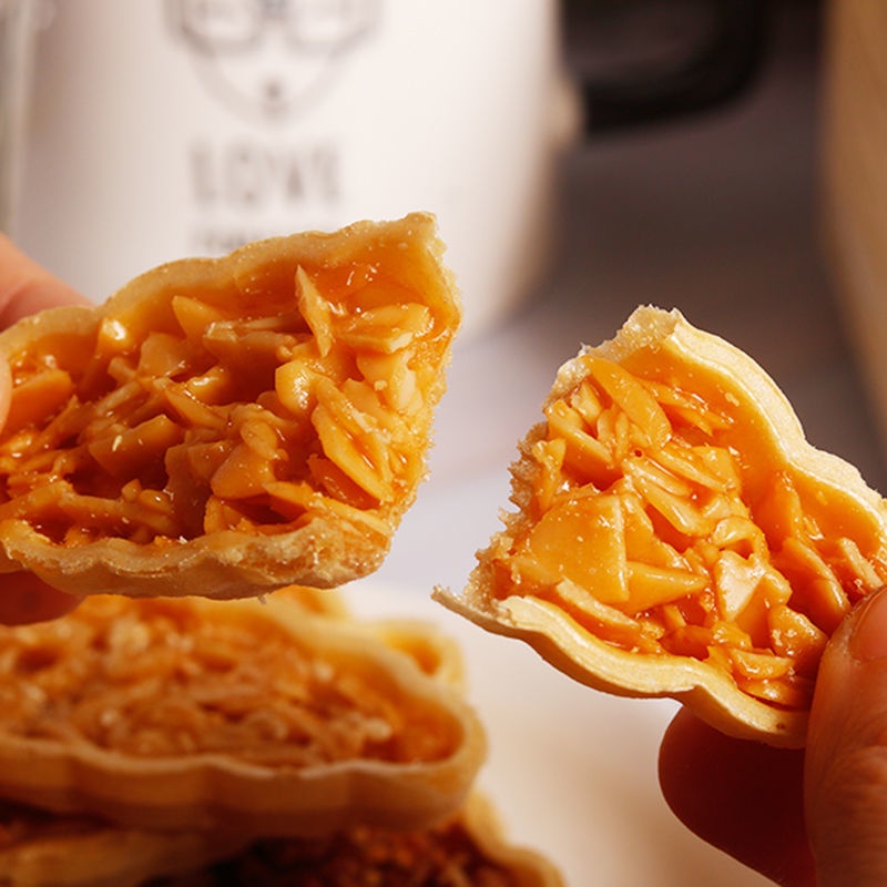 60 packs of small leaf crisps, boat crisps, one leaf crisps, nuts ...