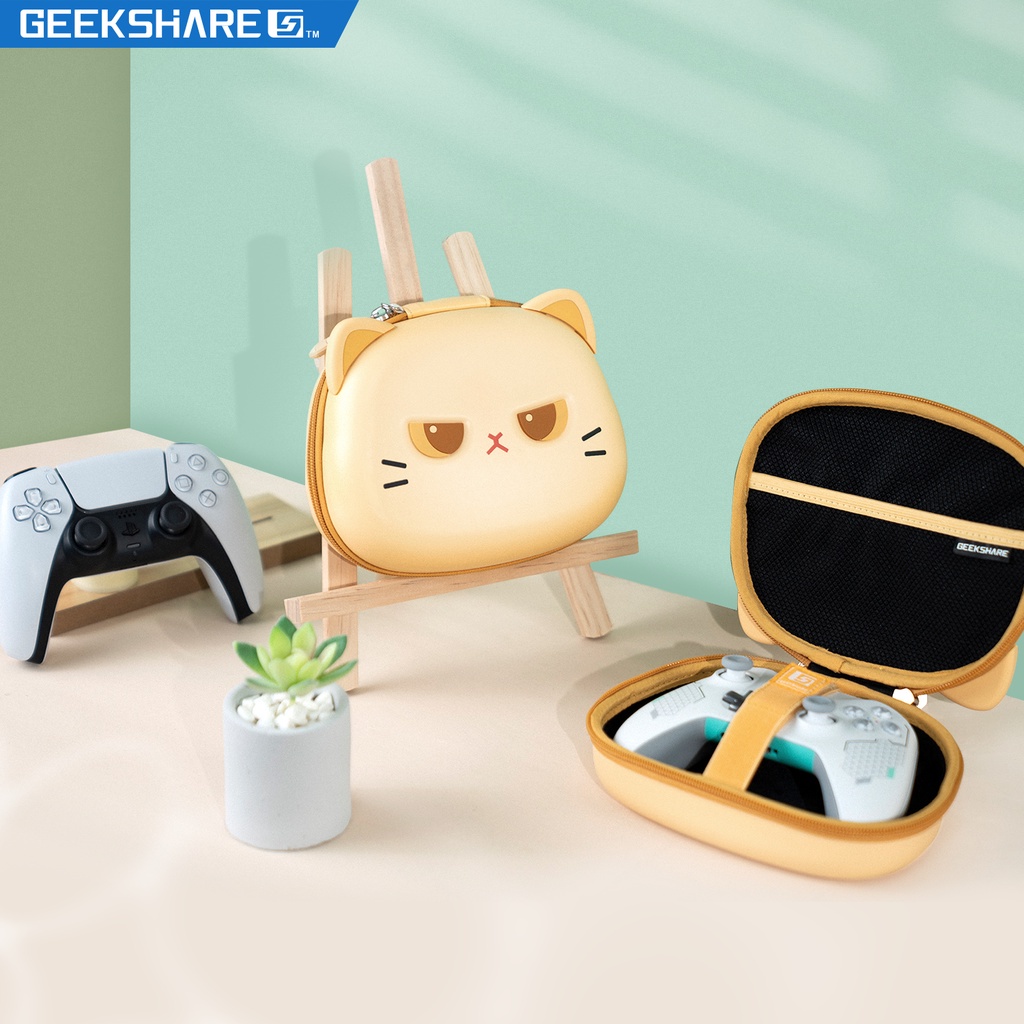 GeekShare Cute Big Face Cat Controller Carrying Case for PS4/PS5/XBOX ...