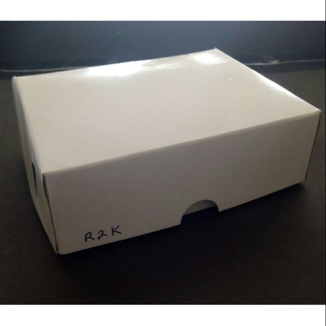 PUTIH R2k Cake Box / White R2K Cake Box Contains 2 Cakes (10 Sheets) | Shopee Philippines