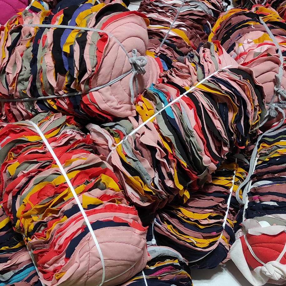 100PCS BILOG NA BASAHAN / ROUND RUGS | Shopee Philippines