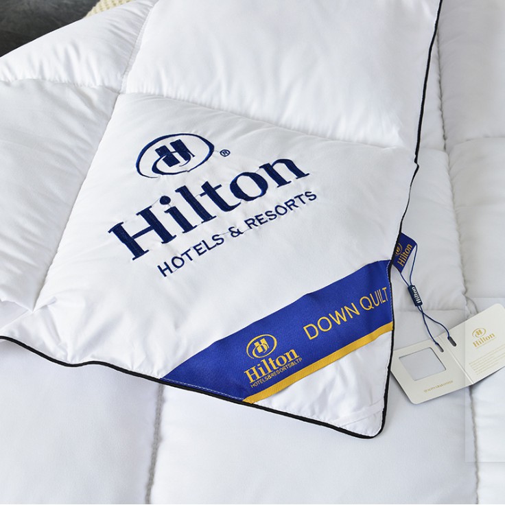 Hotel quilt Hilton gift duvet double thick quilt core send packaging ...