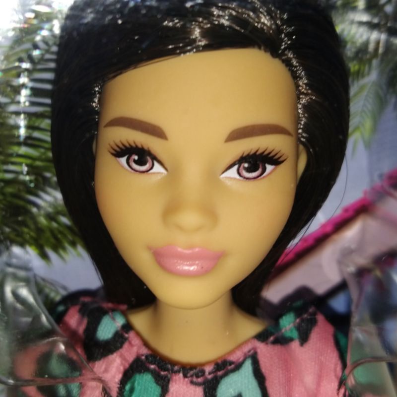 SALE Barbie Basic Fab Doll Hearts Design Pink Dress Asian (NRFB ...