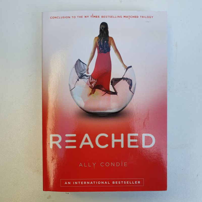 Ally Conde - Matched Triogy : Reached (Paperback Book) | Shopee Philippines