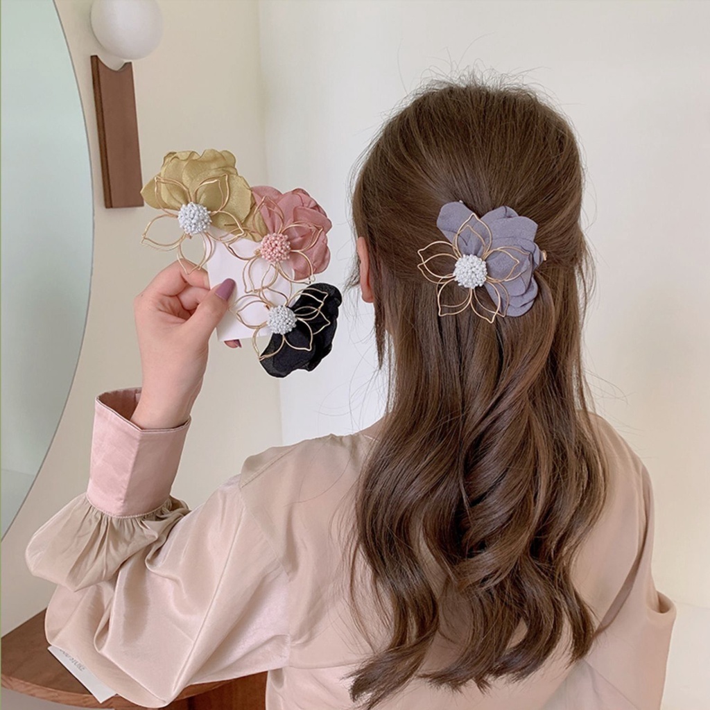 Korean Elegant Metal Flower Hairpin Girl's Back Head Barrette Duckbill ...