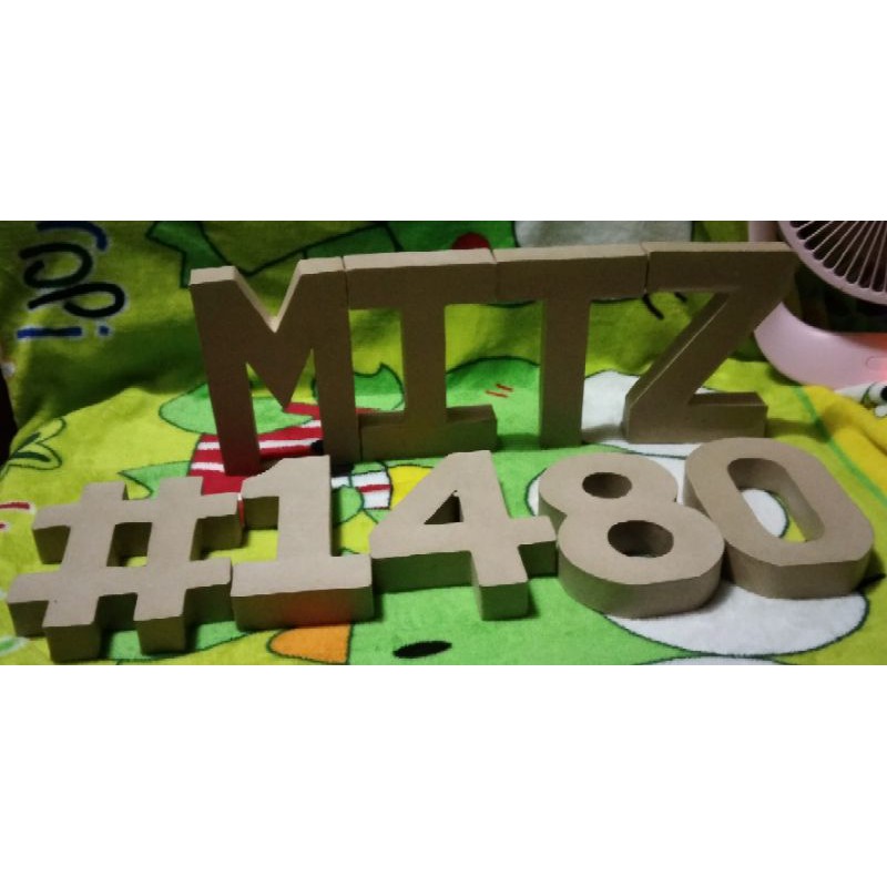 LETTER STANDEE-6inches(plain,painted,glitters) | Shopee Philippines