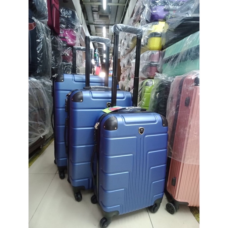 Lagguage travel bag LARGE 360 rotation Rubberise materials Waterproof ...