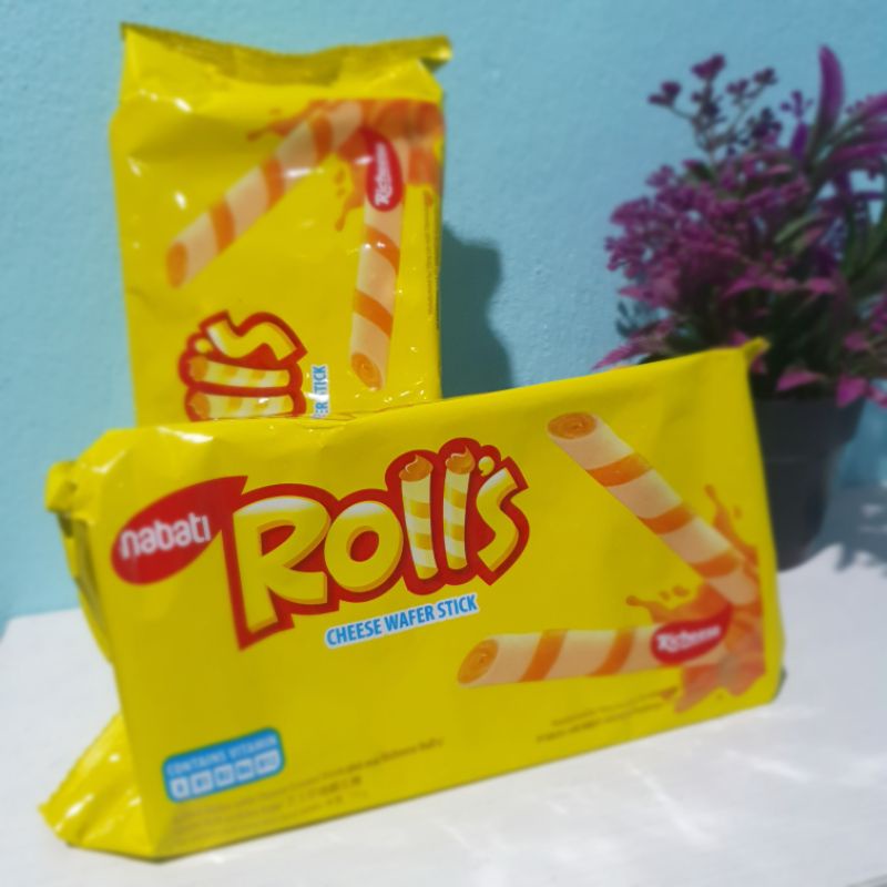 Nabati Rolls Cheese wafer stick Flavored Weffer Sticks From Delicious ...