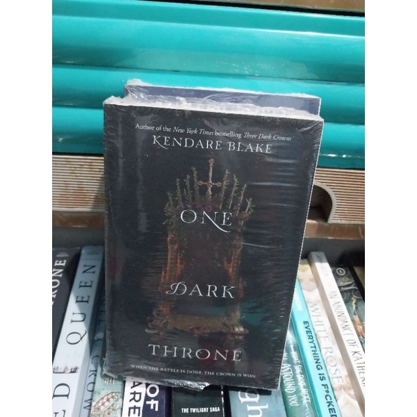 One Dark Throne TradePaper ( Slightly Foxing ) | Shopee Philippines