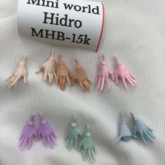 Replacement arms for Monster high dolls. Odd hand MH doll. Code MHB ...
