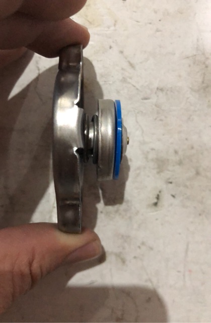 TOYO RADIATOR CAP JAPAN 0.9 SMALL FOR MOST CARS AUV'S AND SUV'S ...