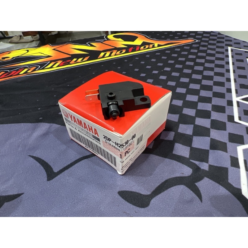 Genuine Brake Light Switch Nmax v1(left only) 2DP-H2530-00 | Shopee ...