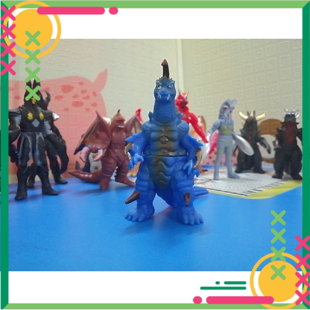 Model of 13cm Giestron Monster Kaiju Ultraman Series Superelectric ...