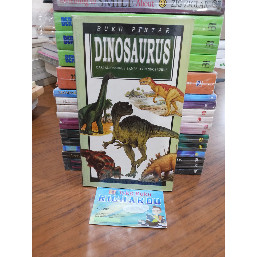 Dinosaur Smart Book From Allosaurus To Tyrannosaurus --- Gerrie McCall ...