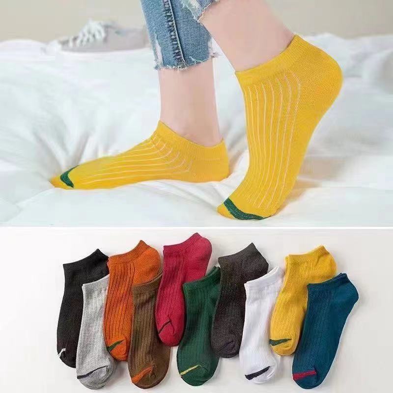 Unisex Korean Iconic Minimal Design Ankle Socks | Plain Socks | Socks ...