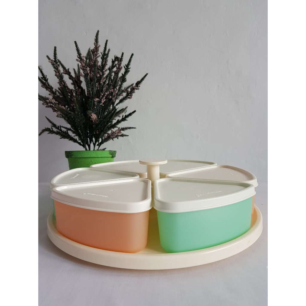 Modular Carousel Snack Container Can Rotate 360 Degrees Original ...