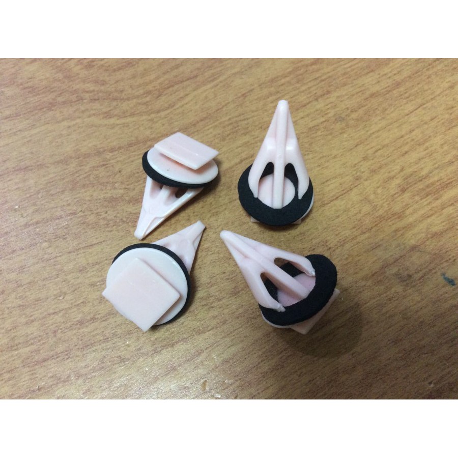 Toyota Innova Car Turn Lift Garnish Button Clip | Shopee Philippines