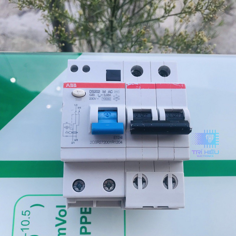 ABB 20A anti-shock circuit breaker to remove European cabinets | Shopee ...