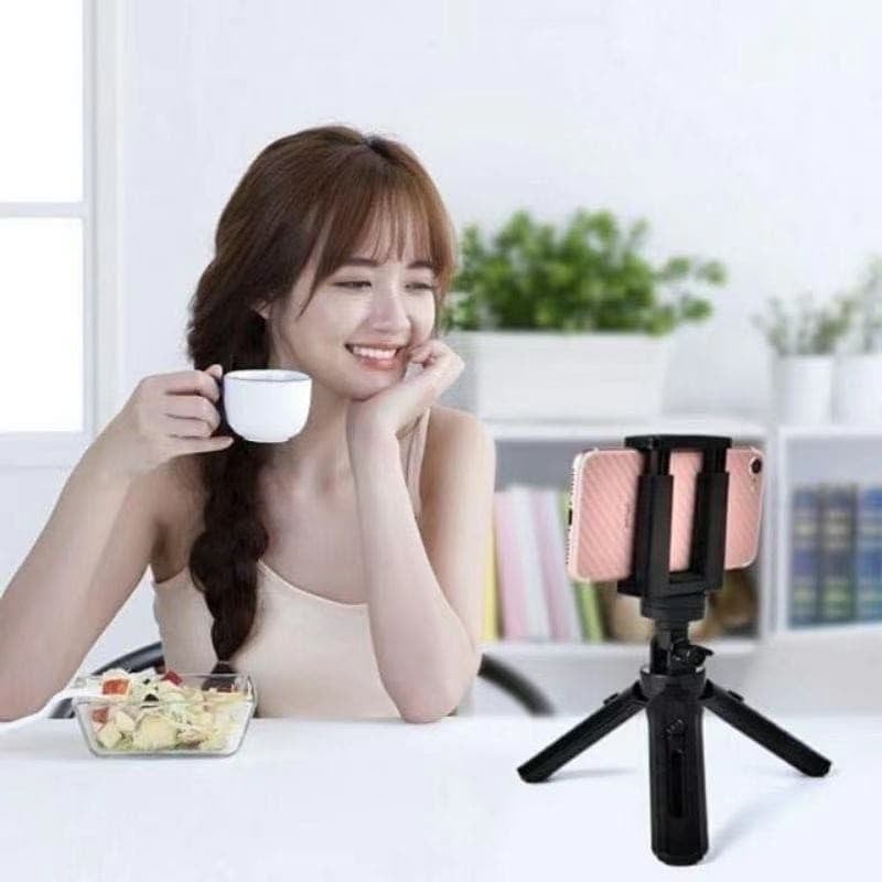 TRIPOD Universal Adjustable Cell Phone Holder | Shopee Philippines