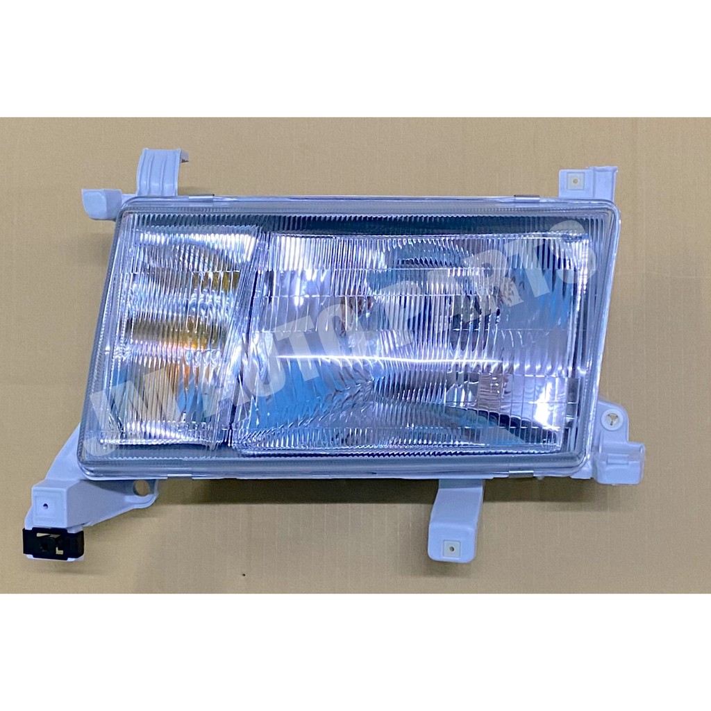 Toyota Revo 1997 - 1999 With Fog Lamp Bulb Head Light Head Lamp ...