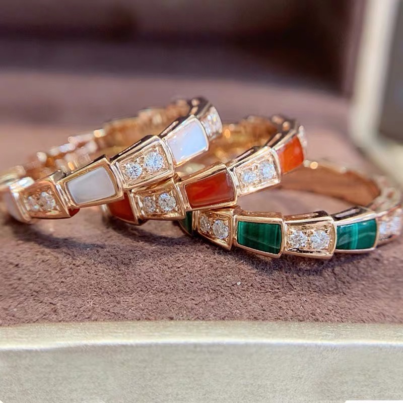 Classic Snake Ring Collision Style BV Snake Ring White Mother-of-pearl ...