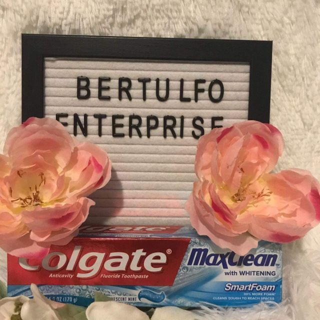 Colgate MaxClean with Whitening SmartFoam Toothpaste (170g) | Shopee ...