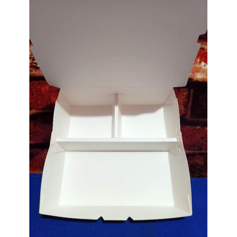50 PC's paper meal box 3 division | Shopee Philippines