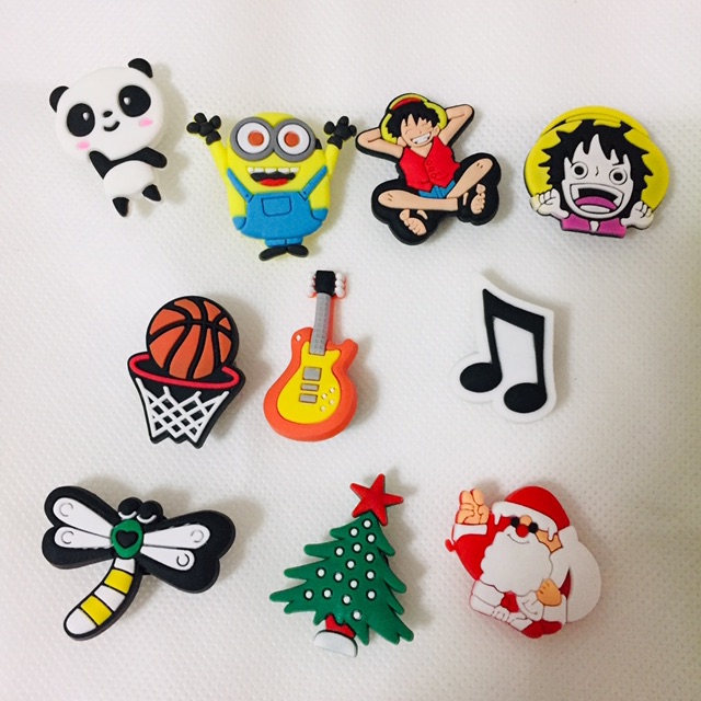 SHOE CHARMS CLOG SHOES PINS CHARMS Shoe Charms Pins slippers shoes and ...