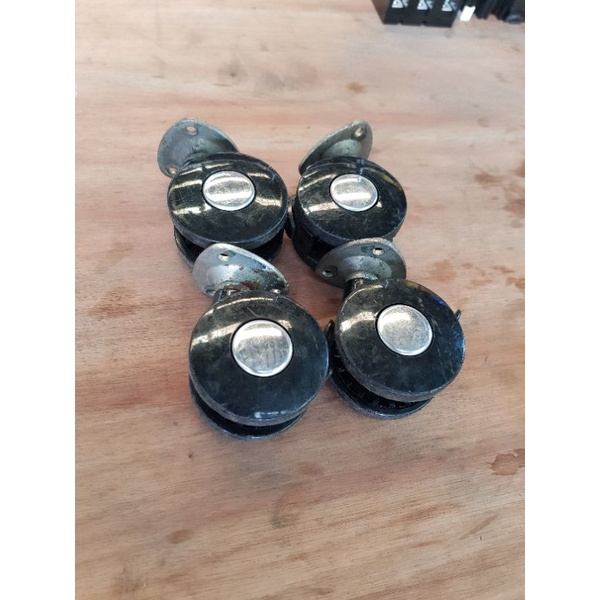 Caster Wheel 60mm x 60mm 4pcs Set For 100 pesos Only (Made in Japan ...