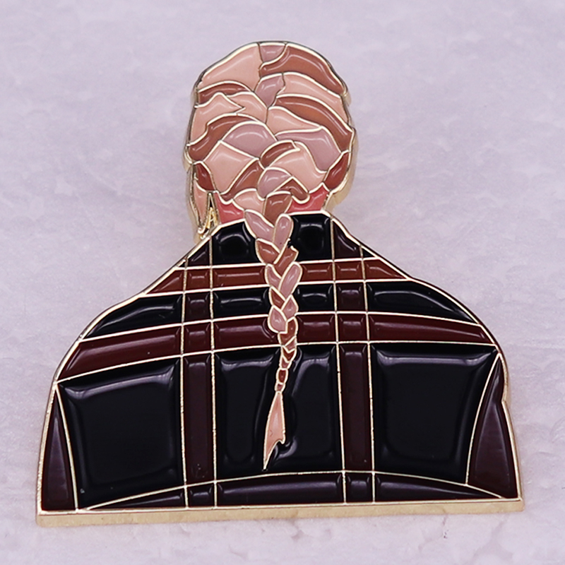 Singer Brooch her back Badge enamel pin Swiftie great Gift idea ...