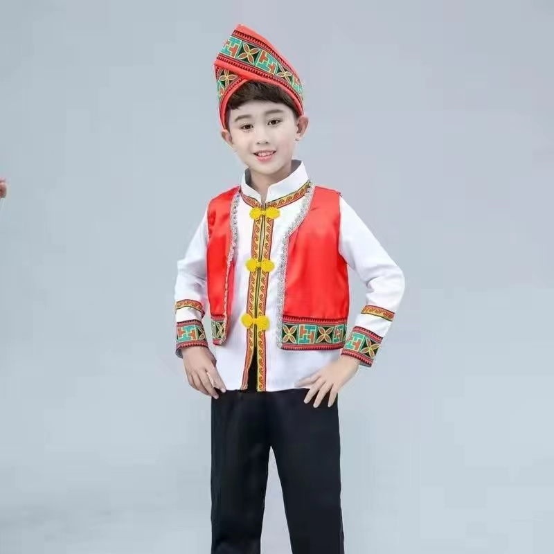 Thailand Songkran ethnic minority men and girls thailand costume ...