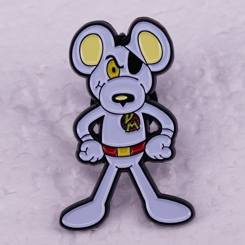 Danger mouse enamel pin Classic comic manga cartoon hero brooches ...