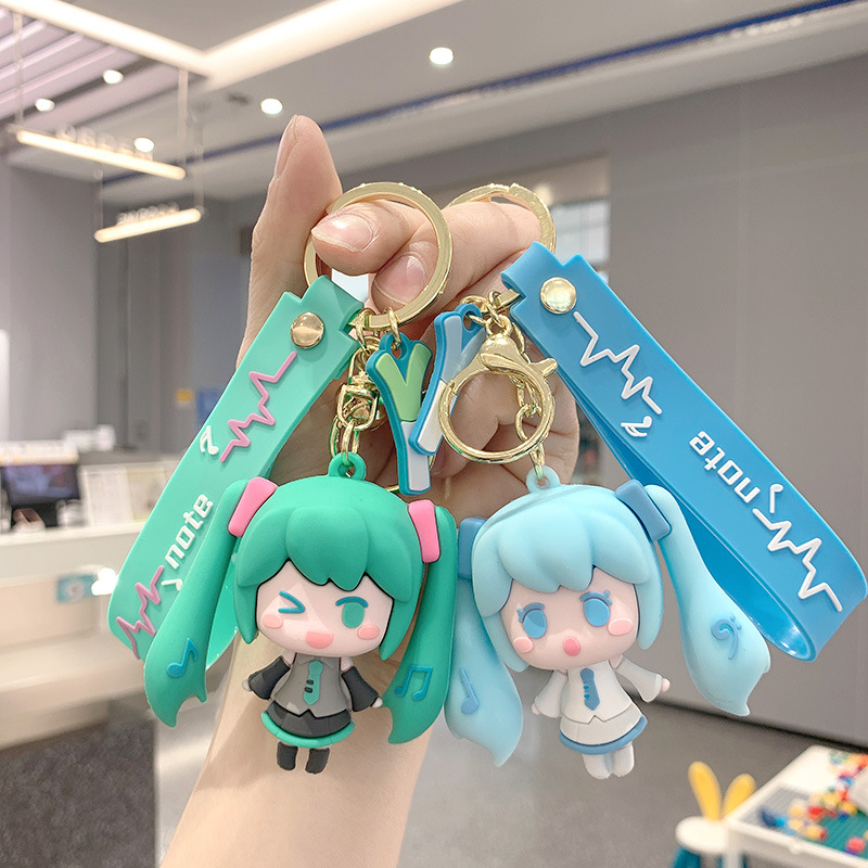 Hatsune Miku Keychain Anime Figure Schoolbag Pendant KeyBuckle Hatsune ...