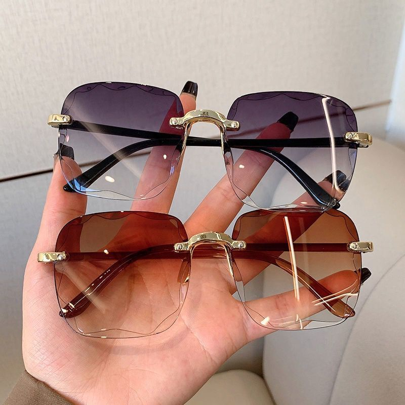 New Sunglasses For Women Fashion Rimless Beach Gradient Sunglass ...
