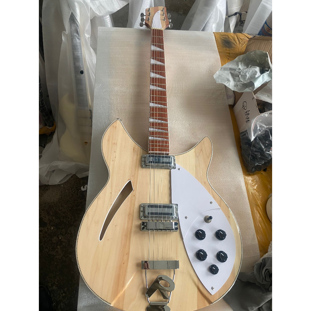 Semi Hollow Rickenbacker 330 Model 21 Frets 6 String Electric Guitar ...