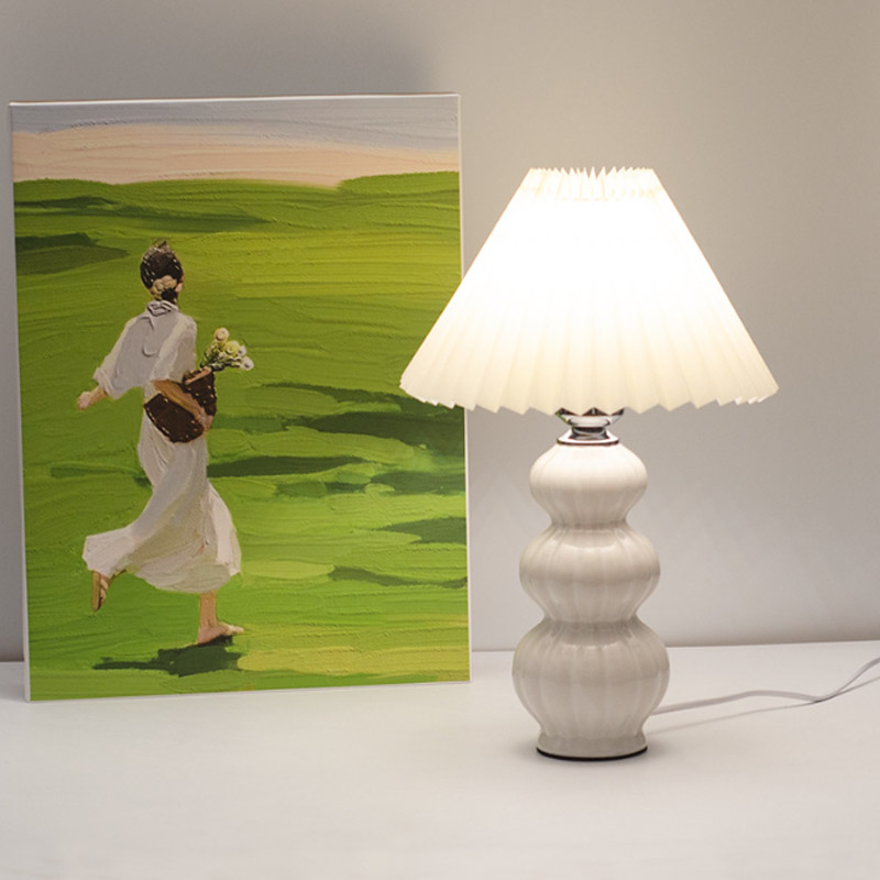 Nordic minimalist ins style ceramic desk lamp, girl bedroom, creative ...