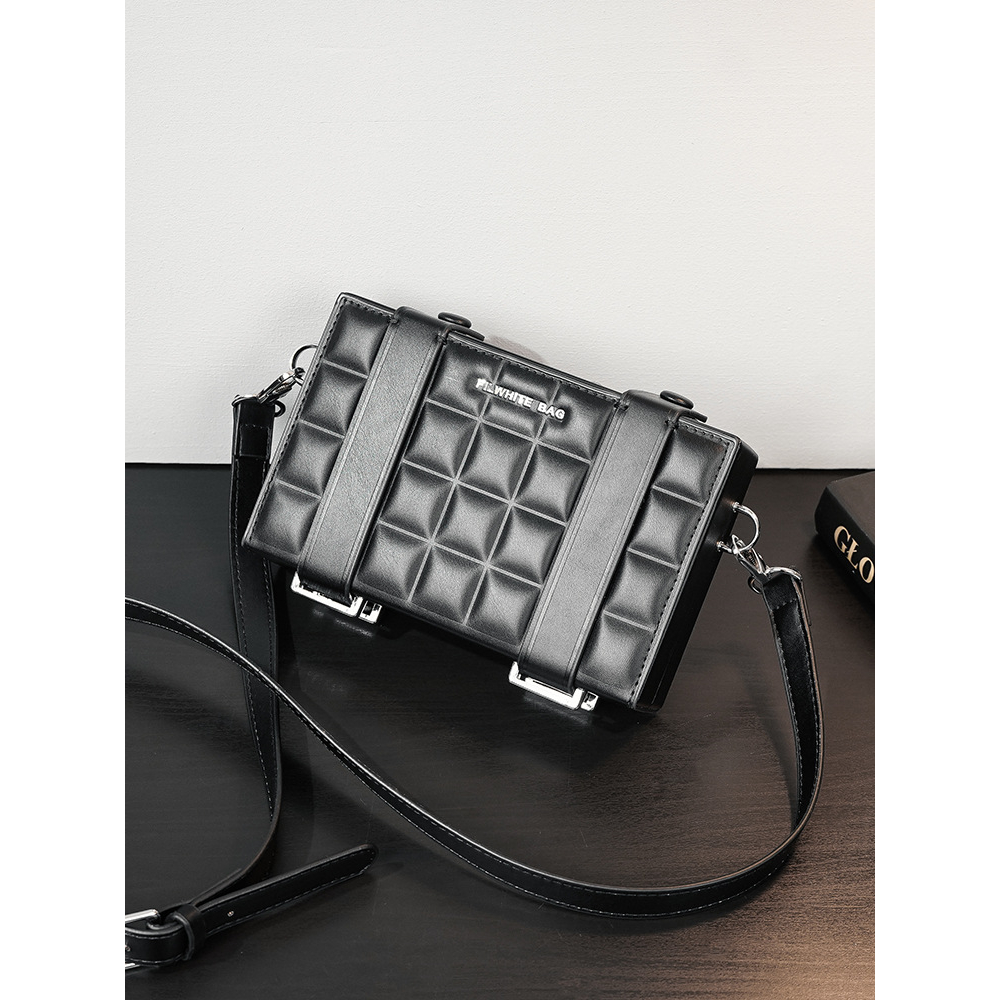 Fashion Retro Lingge shoulder bag horizontal square box small square ...