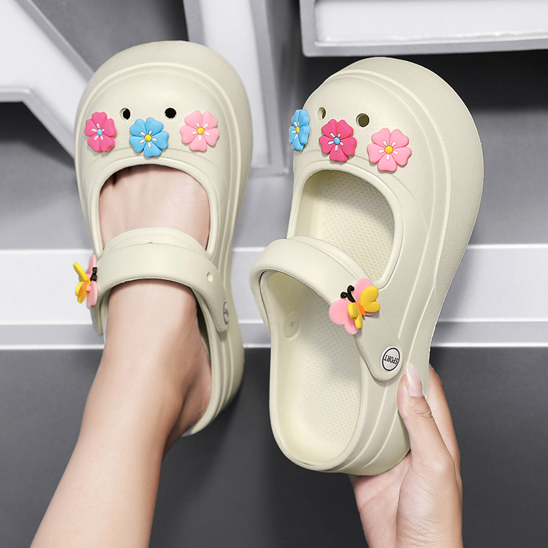 Women Clogs Fashion Garden Shoes Lady Sandals Cartoon Sandals Outdoor ...