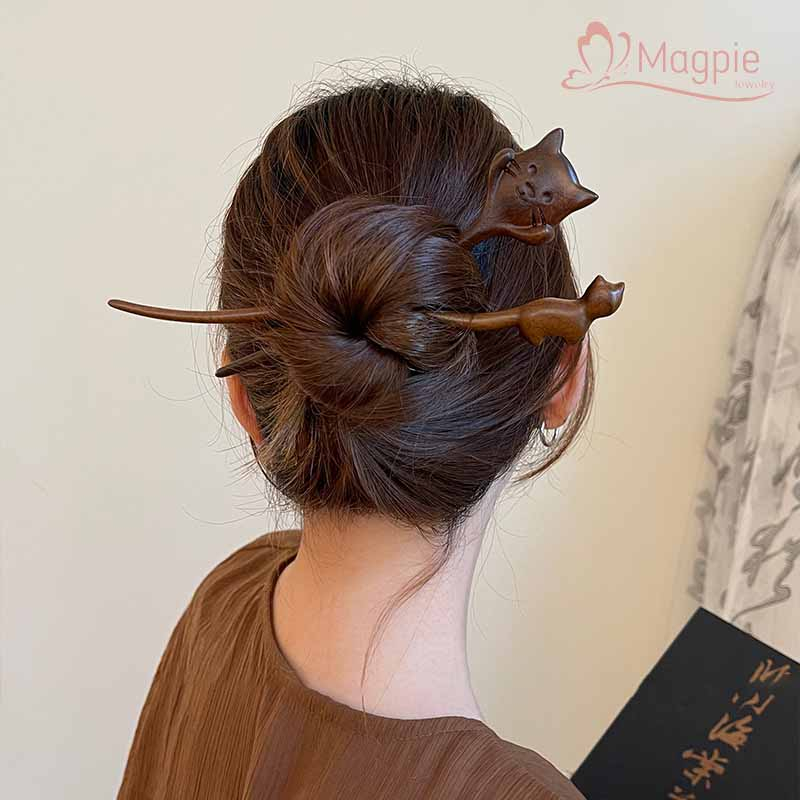 [Magpie] sandalwood hairpin ~ cute cat female ancient style cute ...