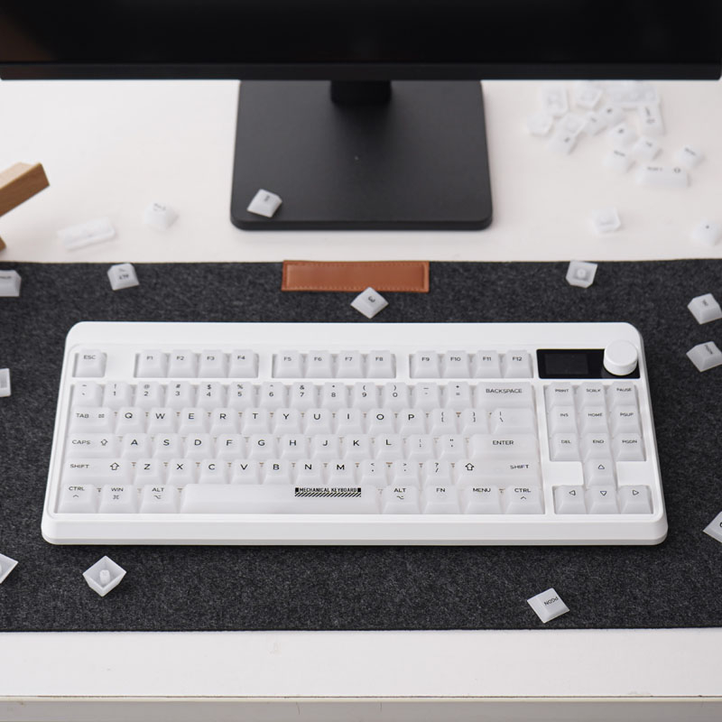 GMK 123 keys through milky white light-transmitting PC keycap screen ...