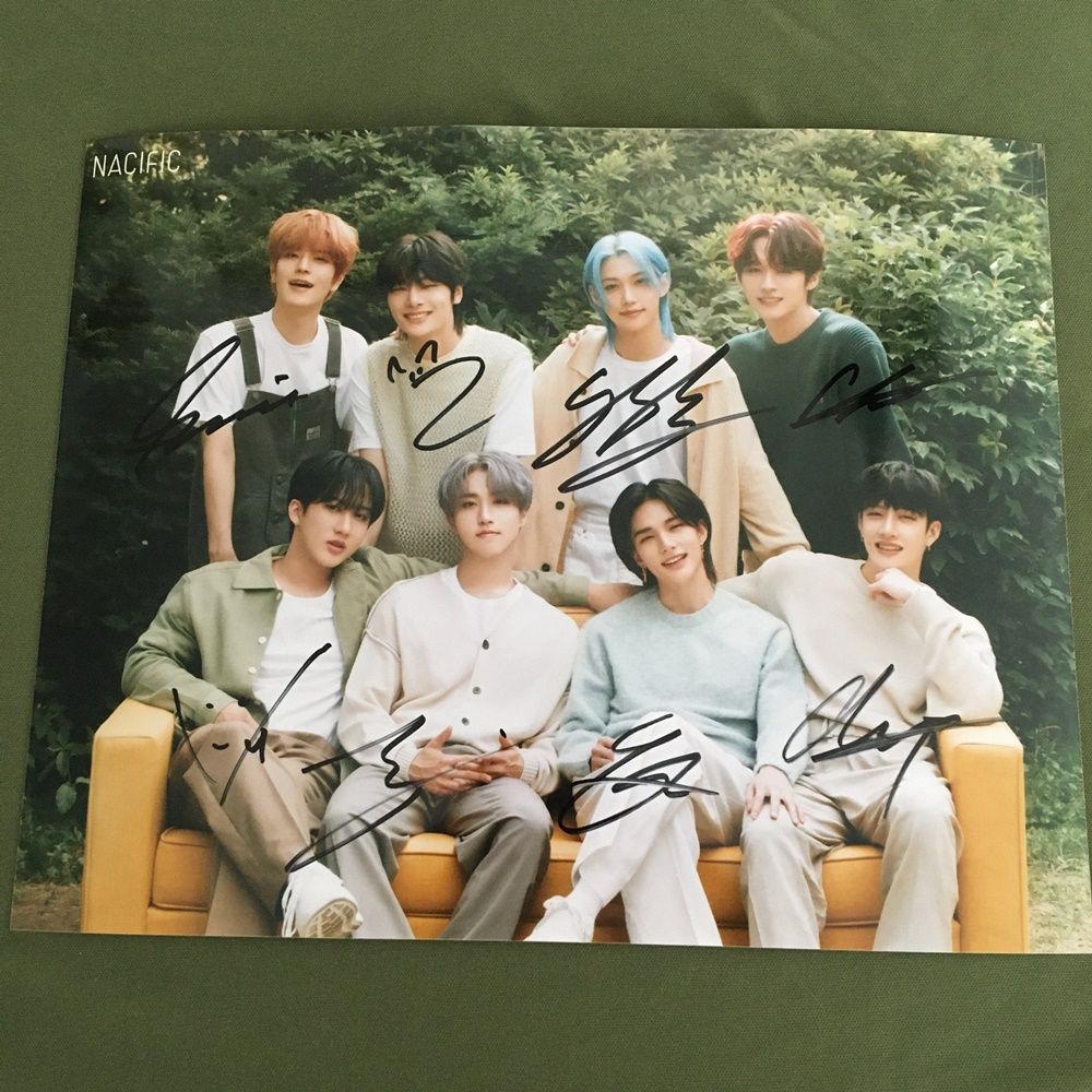 signed stray kids autographed group members photo 10 inches k-pop ...