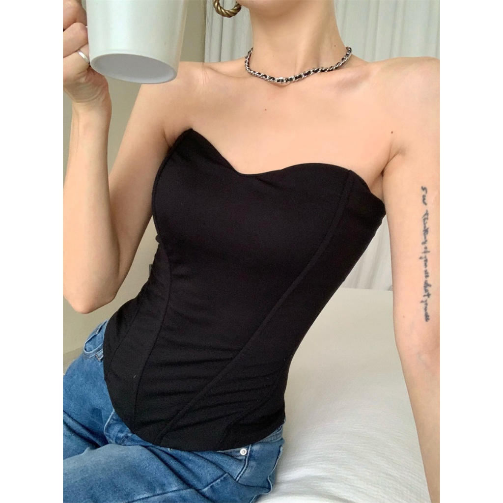 Bra top with a black temperament and a strapless short inner layer ...