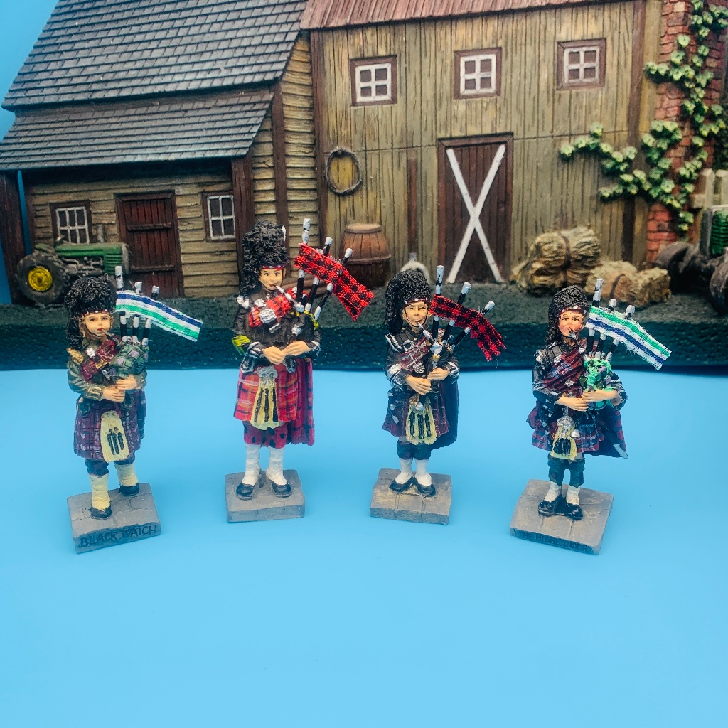 UK England Scottish bagpiper Miniature Statues Mini Figures Sand Table ...
