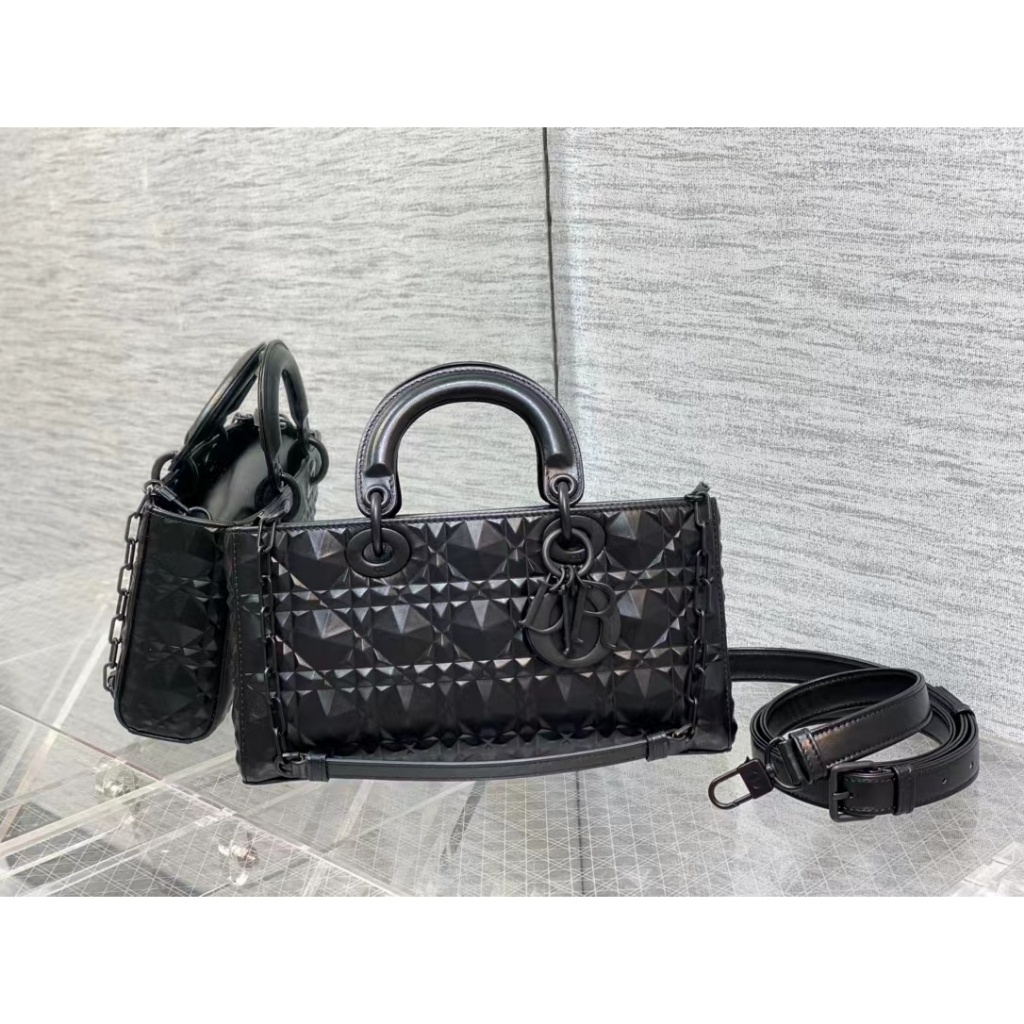 Original Quality D * Women's Diagonal Straddle Handbag | Shopee Philippines