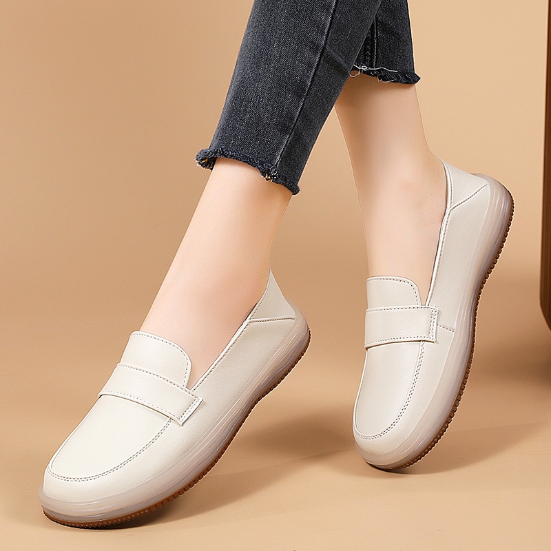 Casual multi-purpose small flat leather shoes a soft-soled loafers ...