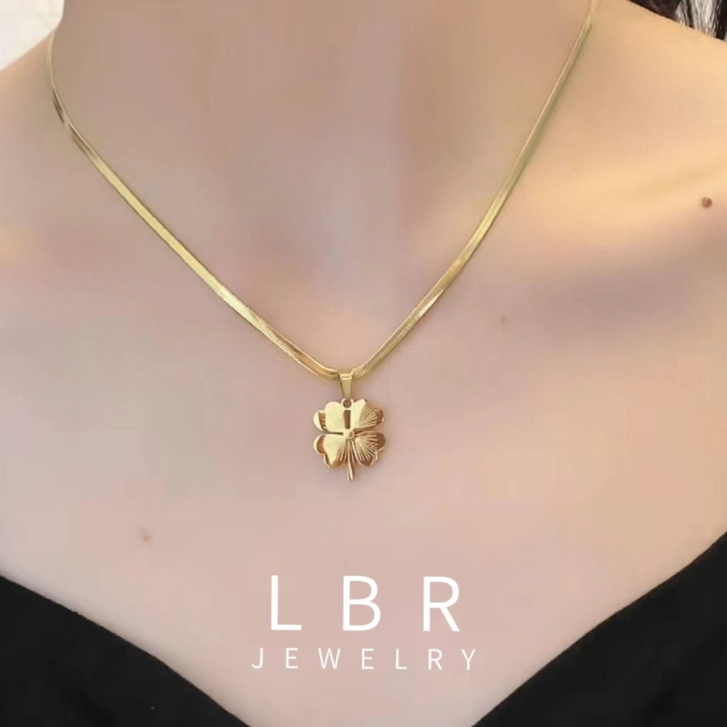 Original 18K Saudi gold pawnable Snake Bone Clover Women's Pendant ...