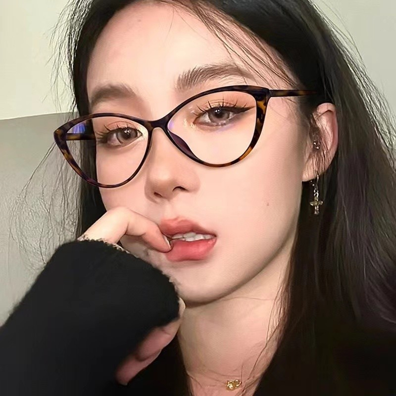 Ultra Light Cat Eye Black Frame Glasses 2024 and Style Plain Face Round ...