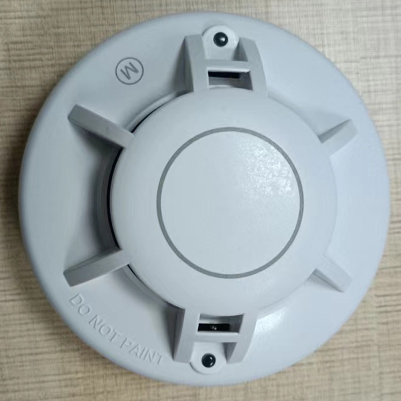 120℃ Conventional 4-wire Smoke Detector with Relay output DC9-28V ...
